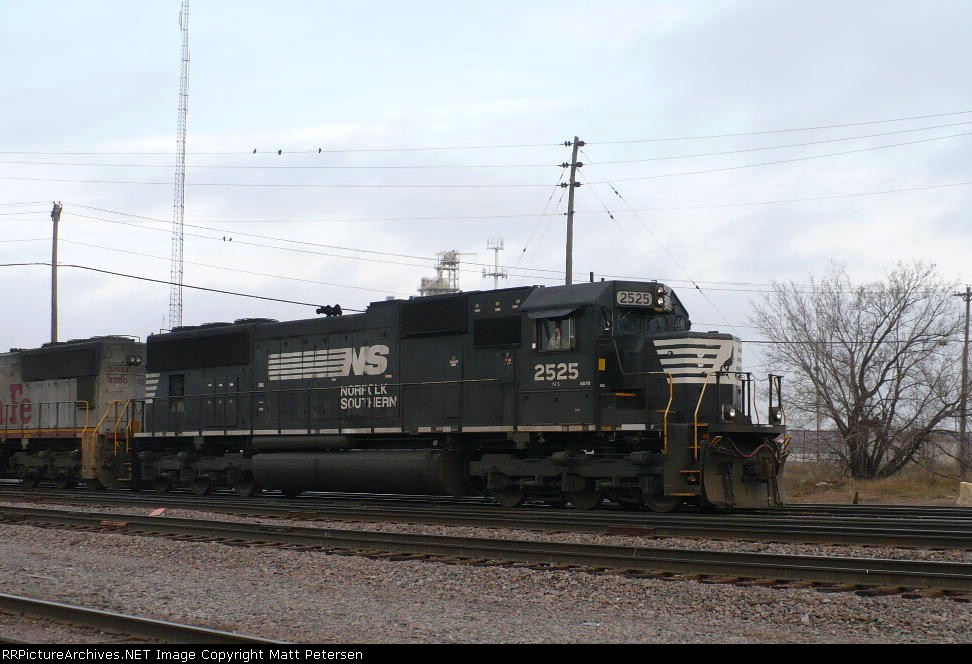 NS 2525